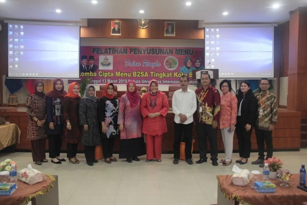 Pelatihan Penyusunan Menu B2SA (Beragam, Bergisi, Seimbang dan Aman ...